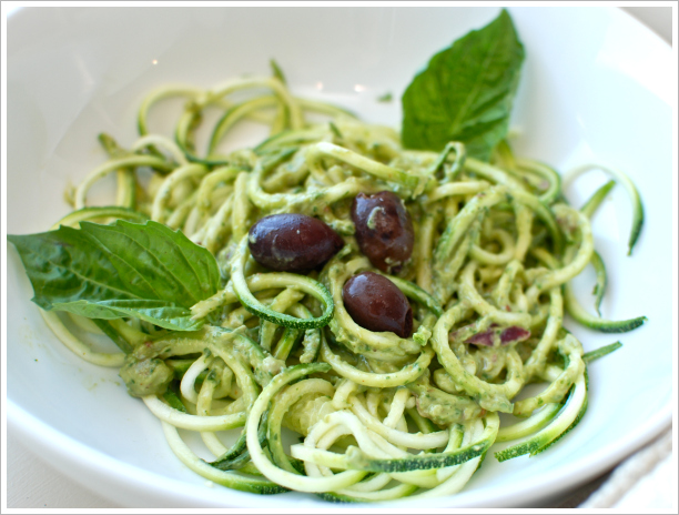 15 Minute Creamy Avocado Pasta – DailyKale